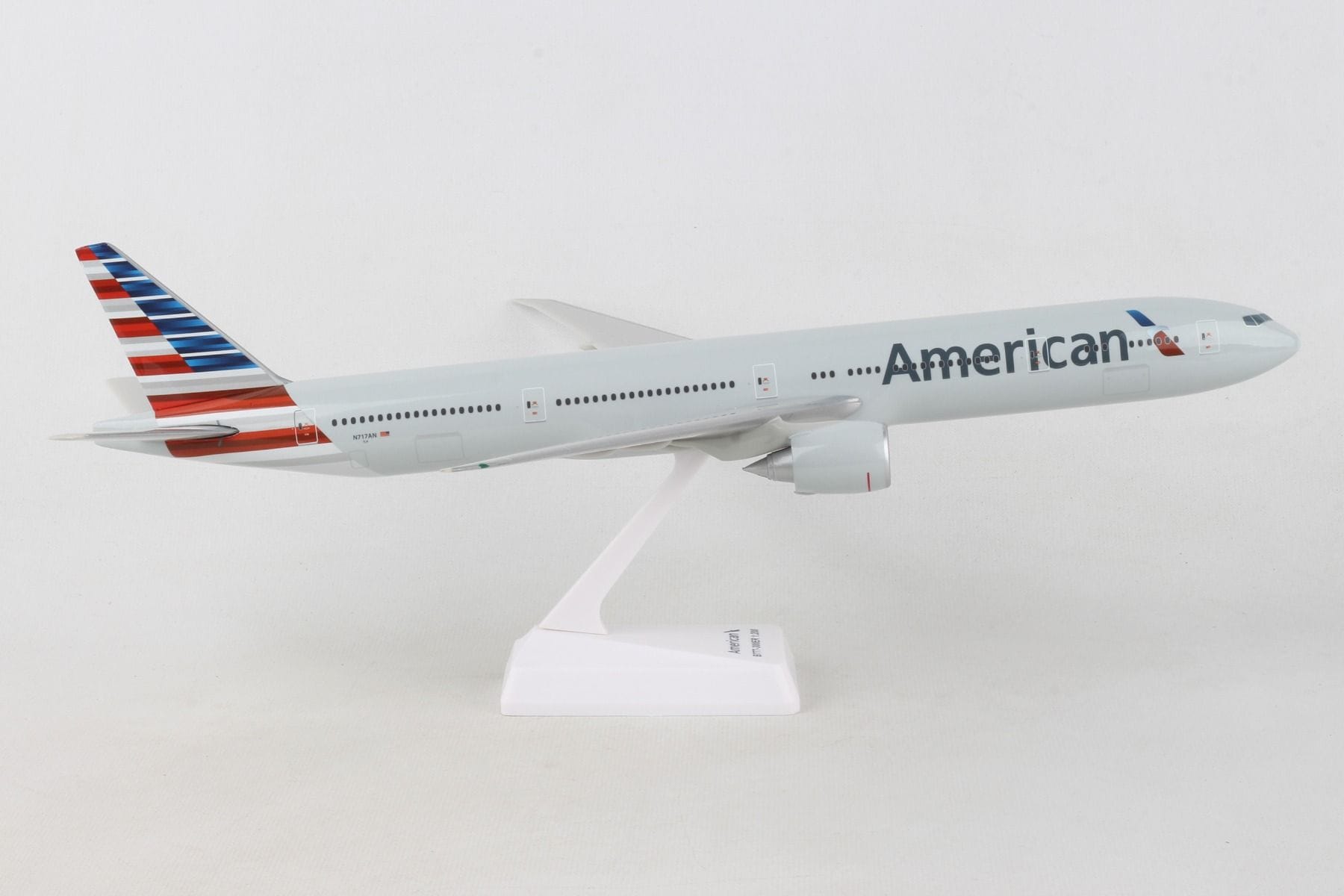 American Airlines Boeing 777-300ER – Aviación Store